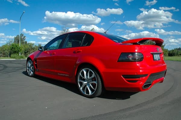 2011 HSV Clubsport R8 LPI - Review - AnyAuto