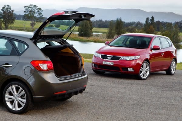 2011 Kia Cerato Hatch SLi - Review - AnyAuto