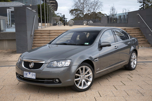 2011 Holden Commodore VE Series II Calais-V Sedan Review - AnyAuto