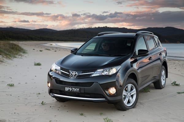 2013 Toyota Rav 4 Review - AnyAuto