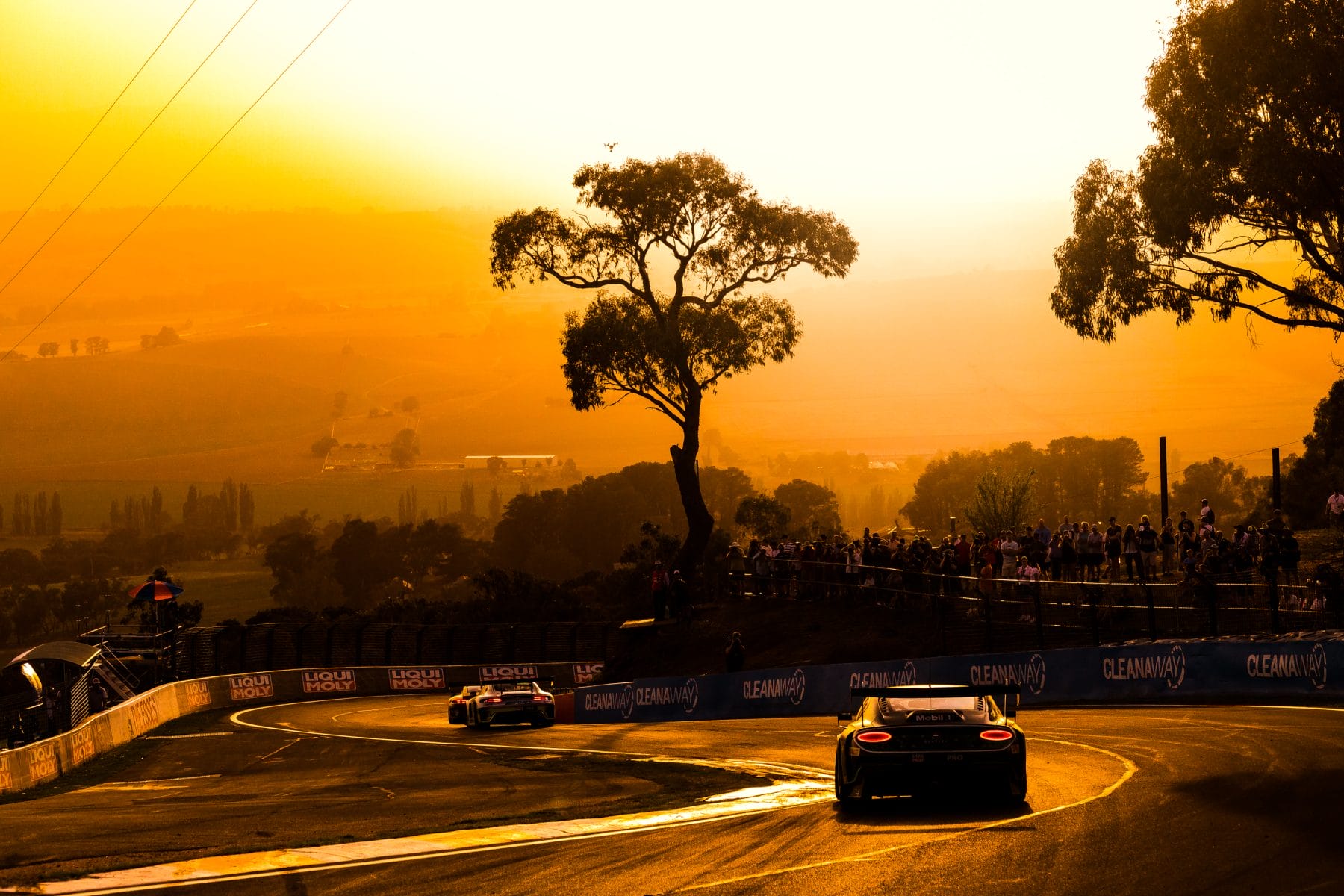 Bentley Continental GT3 takes overall victory at the Bathurst 12 Hour ...