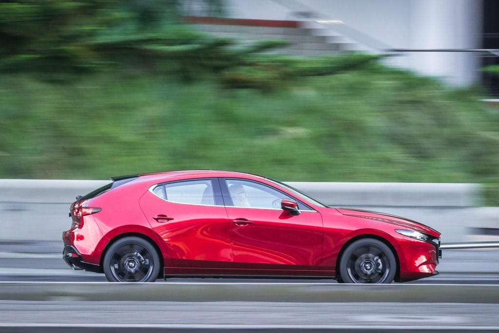 Mazda3 Astina Hatch 2020 Radio Review - AnyAuto