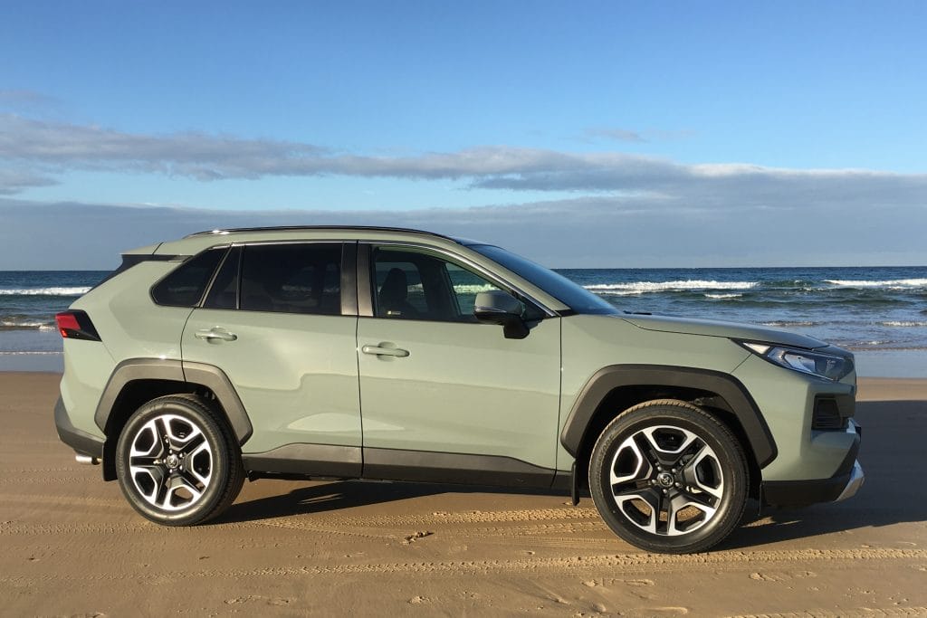 Toyota RAV4 Edge AWD SUV 2020 Radio Review - AnyAuto