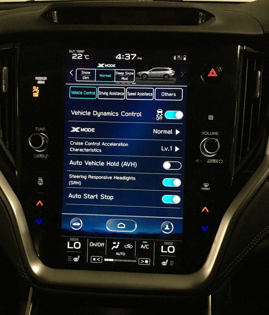 Subaru Outback 2.5i Touring AWD Infotainment Technology 2022 Motoring ...