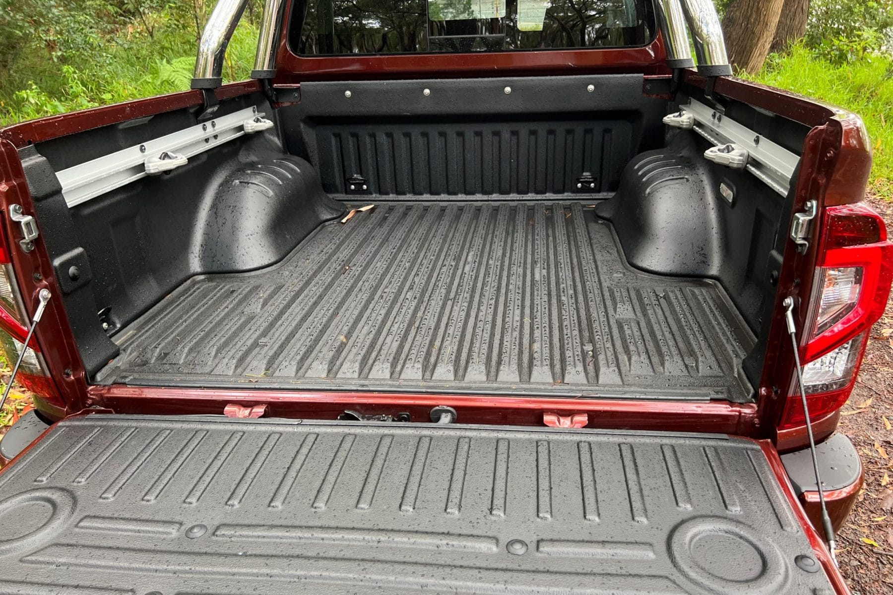 Nissan Navara ST-X Dual Cab 4WD Ute 2022 Review - AnyAuto