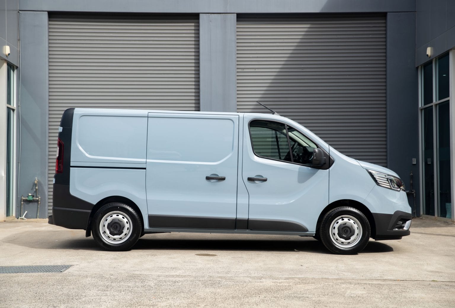 New Renault Trafic arrives in Australia - AnyAuto