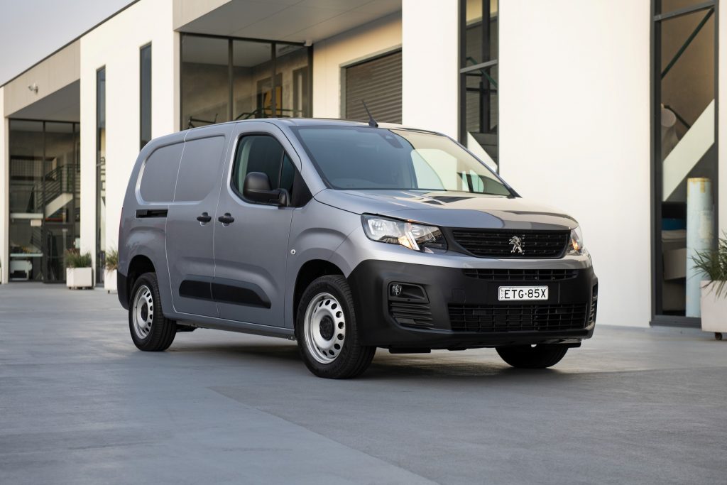 Peugeot Partner Pro LWB 2022 review - AnyAuto