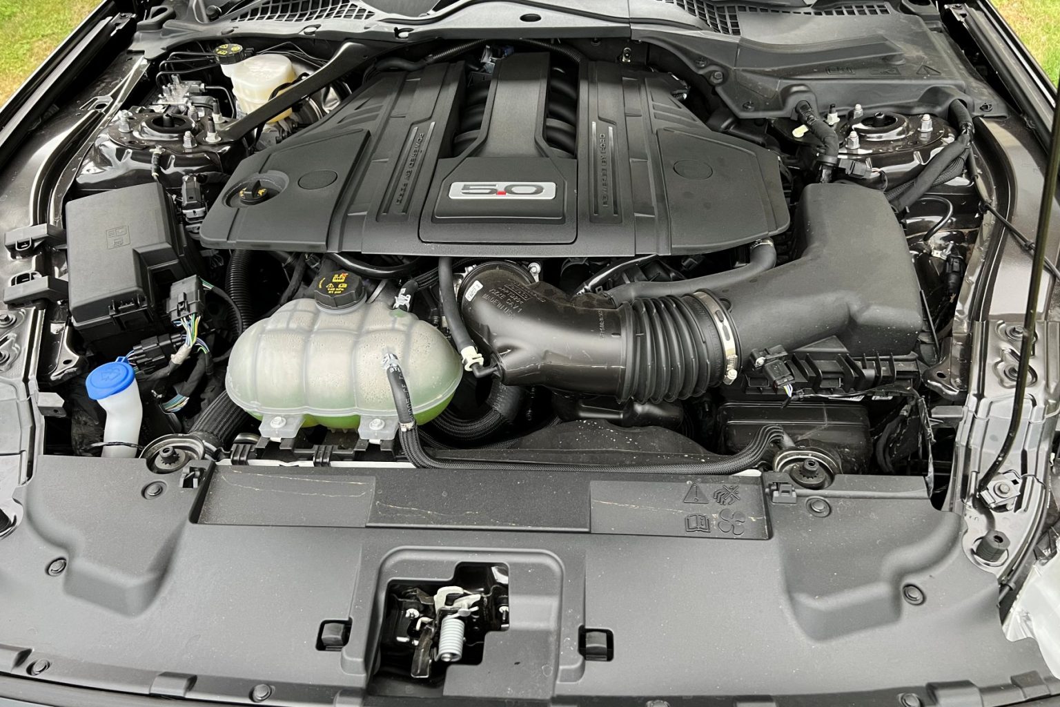 Ford Mustang GT V8 Coupe 2022 Review - AnyAuto