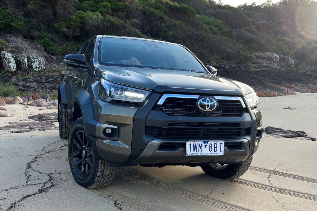 Toyota HiLux Rogue 2023 Review - AnyAuto