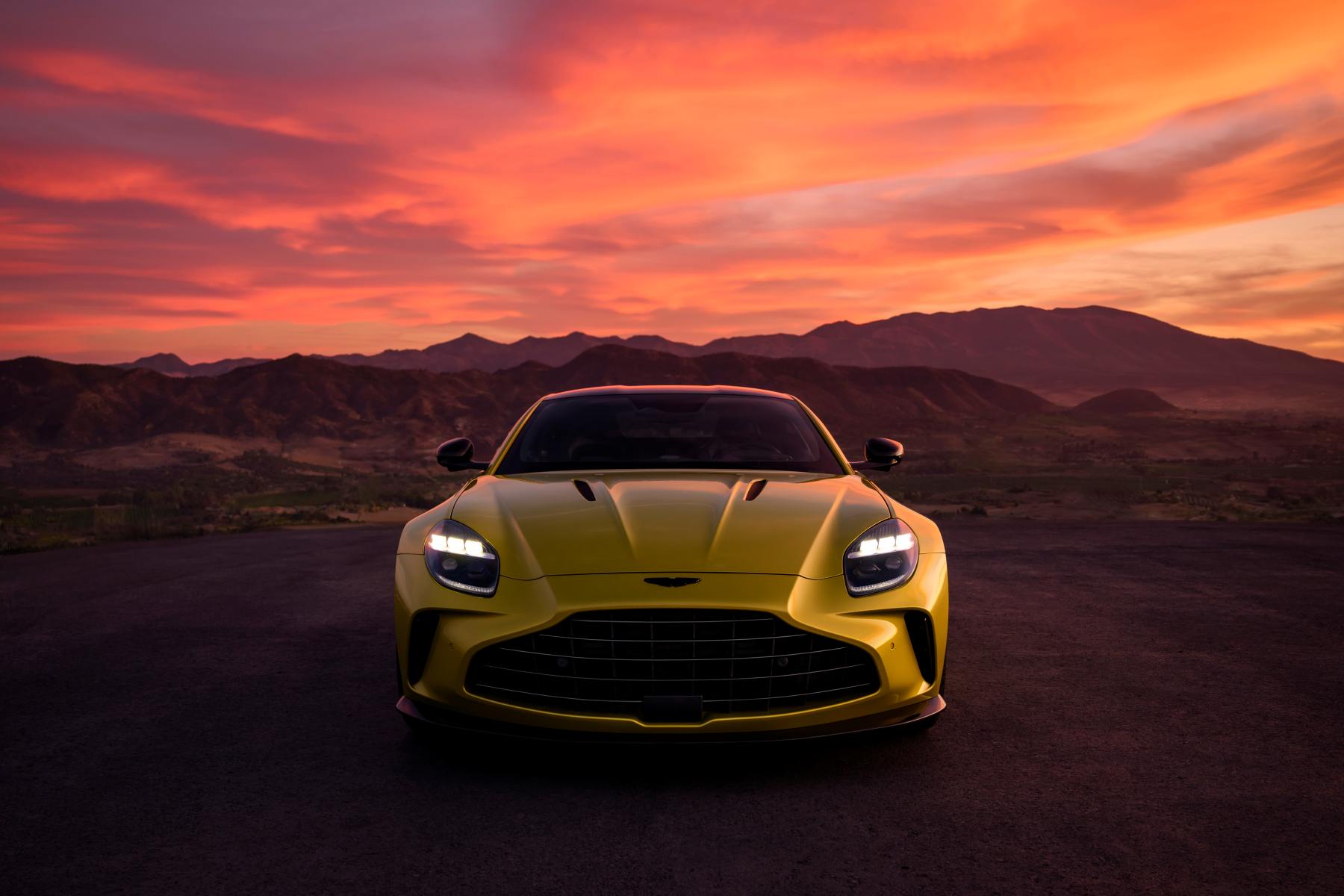 Aston Martin Vantage - Everything you need to know - AnyAuto
